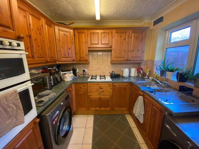 For Sale 3 Bedroom House Swadlincote Derbyshire DLS100541148