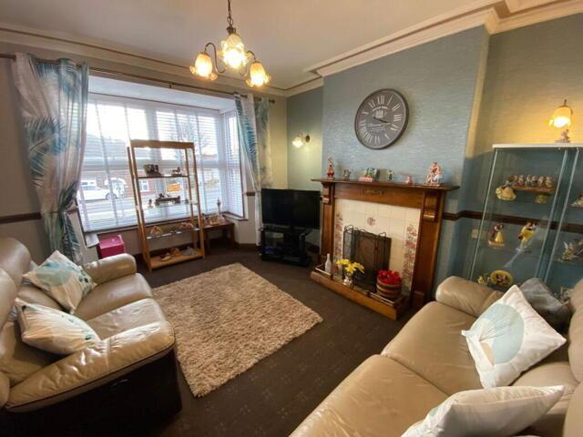 For Sale 3 Bedroom House Swadlincote Derbyshire DLS101119265