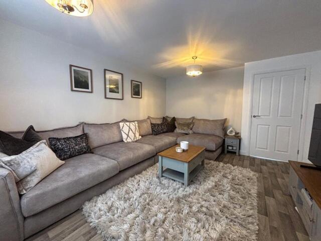 For Sale 3 Bedroom House Swindon Swindon DS99926431