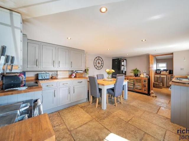 For Sale 3 Bedroom House Swindon Swindon DS99952086