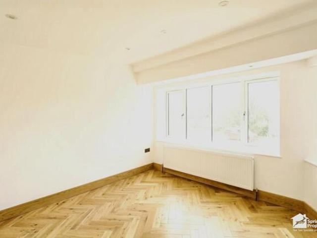 For Sale 3 Bedroom House Potters Bar Hertfordshire DLS98612507