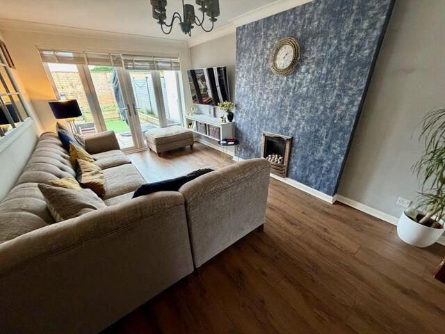 For Sale 3 Bedroom House Poynton Cheshire DS100684911