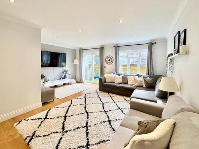 For Sale 3 Bedroom House Poole Poole DLS98377598