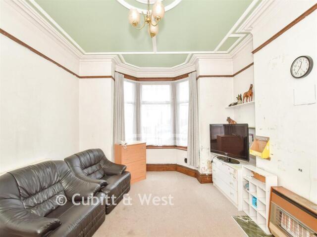 For Sale 3 Bedroom House Portsmouth Hampshire DLS99523489