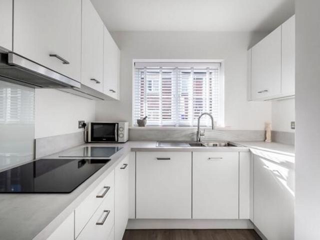 For Sale 3 Bedroom House Paddock Wood Kent DS99986385
