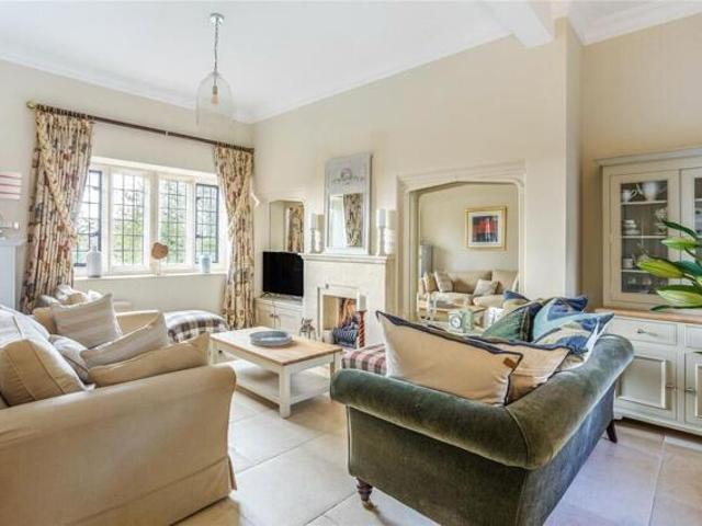 For Sale 3 Bedroom House Painswick Gloucestershire DS89097552