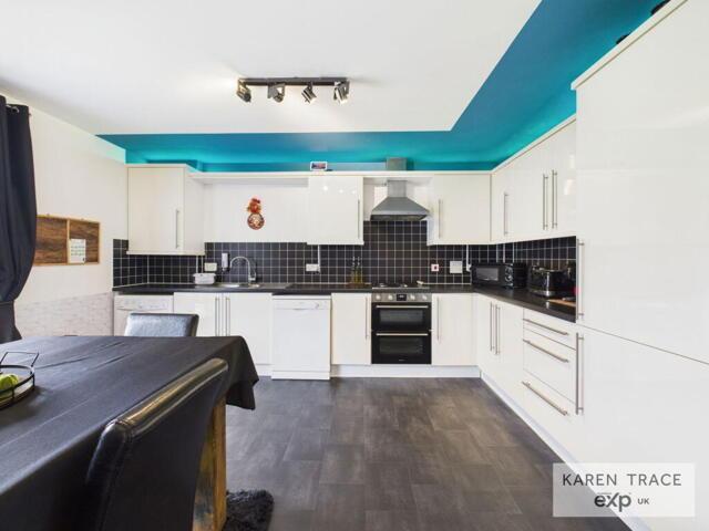 For Sale 3 Bedroom House Par Cornwall DS98800786