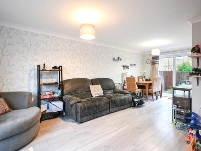 For Sale 3 Bedroom House Peterborough Cambridgeshire DLS101676859