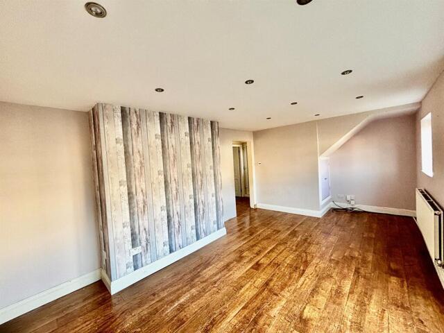 For Sale 3 Bedroom House Peterborough Cambridgeshire DS99986110