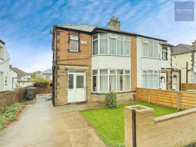 For Sale 3 Bedroom House Pudsey Leeds DS99290534