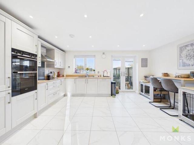 For Sale 3 Bedroom House Queens Head Queens Head DLS100540967
