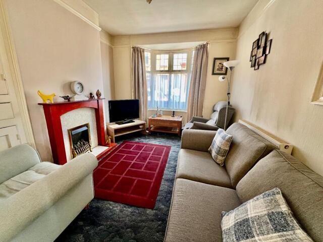 For Sale 3 Bedroom House Rothwell Rothwell DS98278104