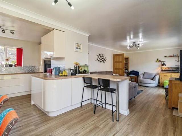 For Sale 3 Bedroom House Roydon Roydon DS99277906