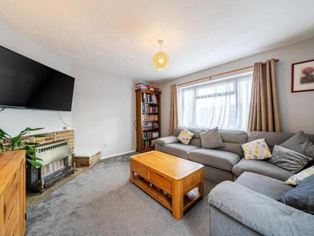 For Sale 3 Bedroom House Rochester Kent DS99926434