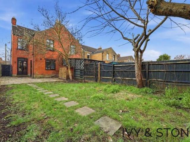 For Sale 3 Bedroom House Romford Greater London DLS100540595