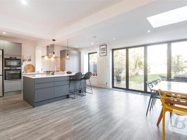For Sale 3 Bedroom House Romford Greater London DS99161883