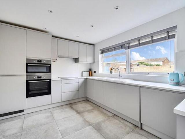 For Sale 3 Bedroom House Reading Wokingham DLS99895243
