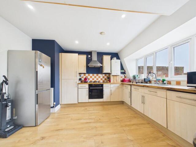 For Sale 3 Bedroom House Reading Reading DS101379147