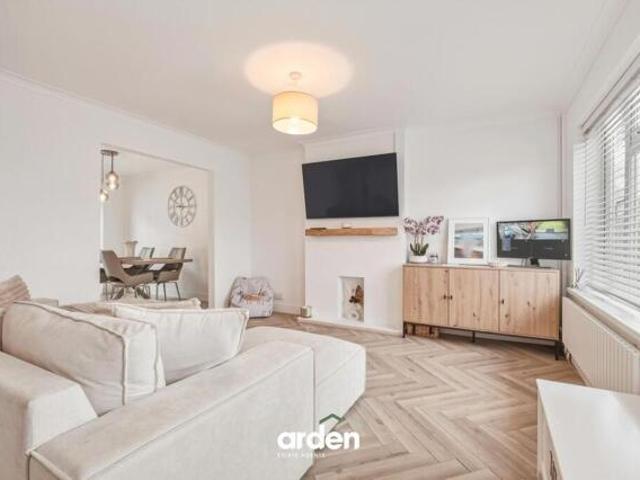 For Sale 3 Bedroom House Redditch Worcestershire DLS101675756