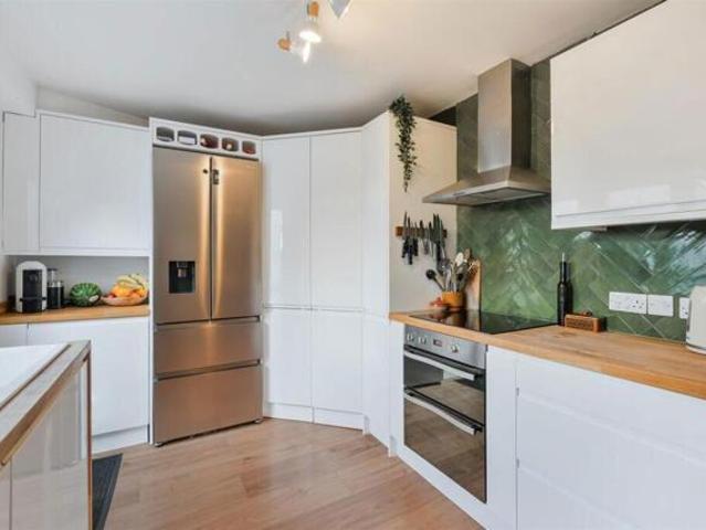 For Sale 3 Bedroom House Redhill Surrey DLS101797114