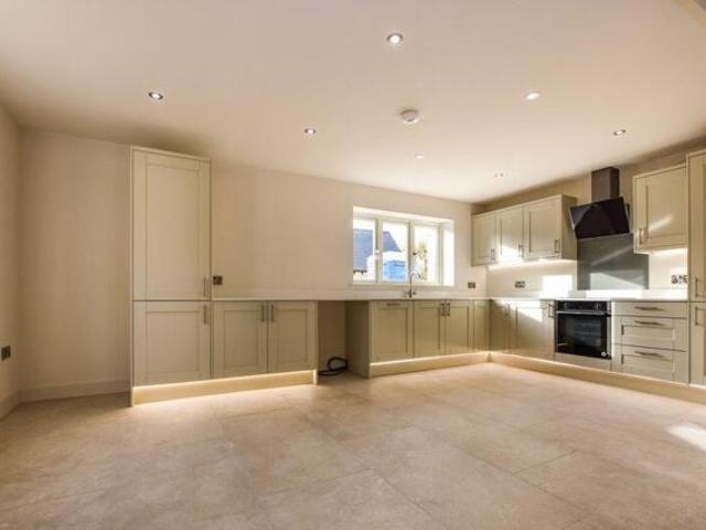 For Sale 3 Bedroom House Riverside Close Riverside Close DS101200010