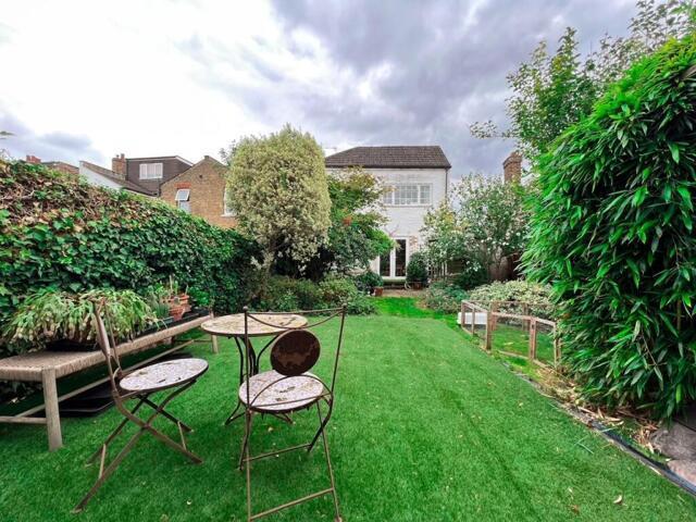 For Sale 3 Bedroom House Richmond Upon Thames Surrey DS99277938