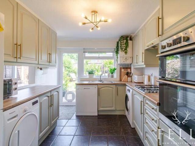 For Sale 3 Bedroom House Ringwood Hampshire DS98477495