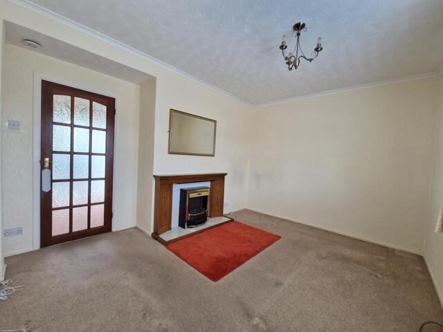 For Sale 3 Bedroom House Rugeley Staffordshire DS100787085