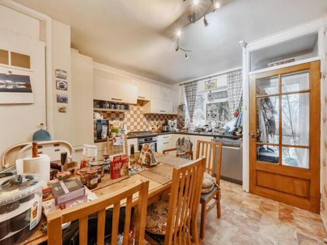 For Sale 3 Bedroom House Woking Surrey DLS99130332