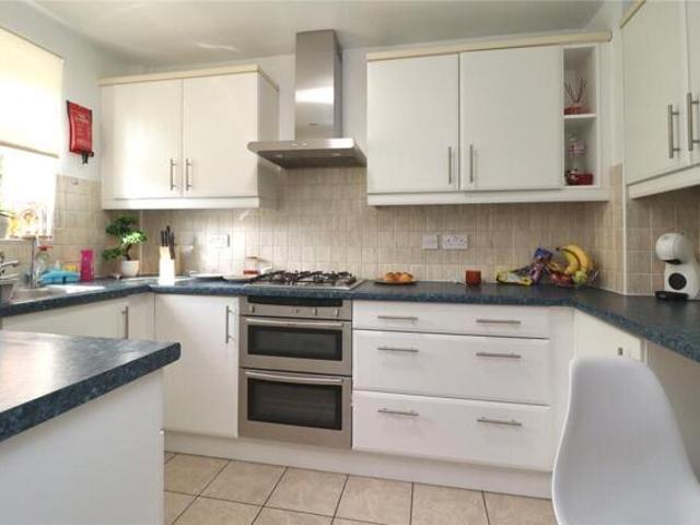 For Sale 3 Bedroom House Woking Surrey DS99130239