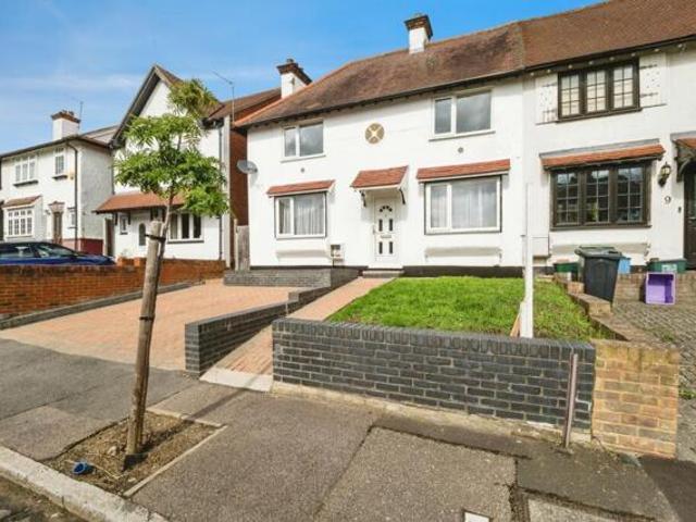 For Sale 3 Bedroom House Woodford Green Greater London DLS100579063