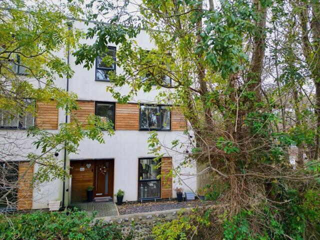 For Sale 3 Bedroom House Worthing West Sussex DLS99952395