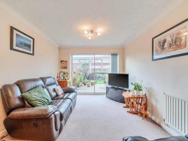 For Sale 3 Bedroom House Watford Hertfordshire DLS98687538