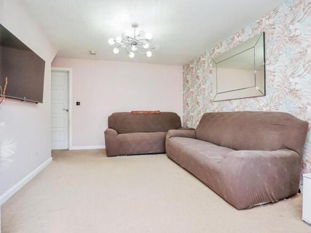 For Sale 3 Bedroom House Wakefield Wakefield DS99380888