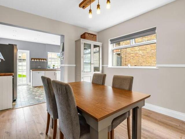 For Sale 3 Bedroom House Ware Hertfordshire DLS101777676