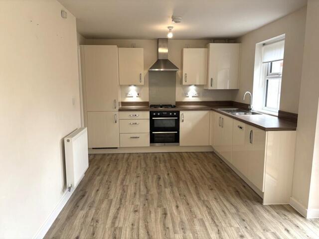 For Sale 3 Bedroom House Wells Somerset DS100398302