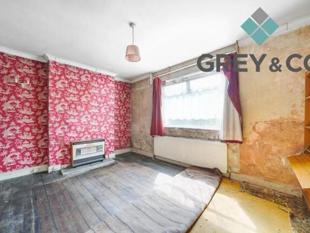 For Sale 3 Bedroom House Wembley Greater London DS100263356