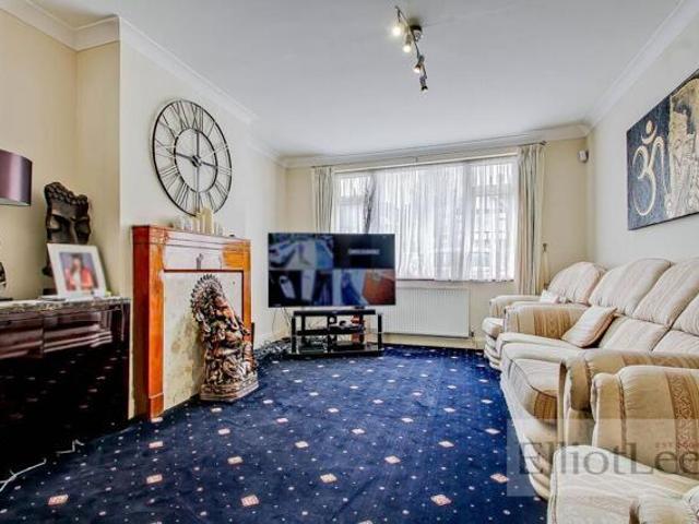 For Sale 3 Bedroom House Wembley Greater London DS99344611