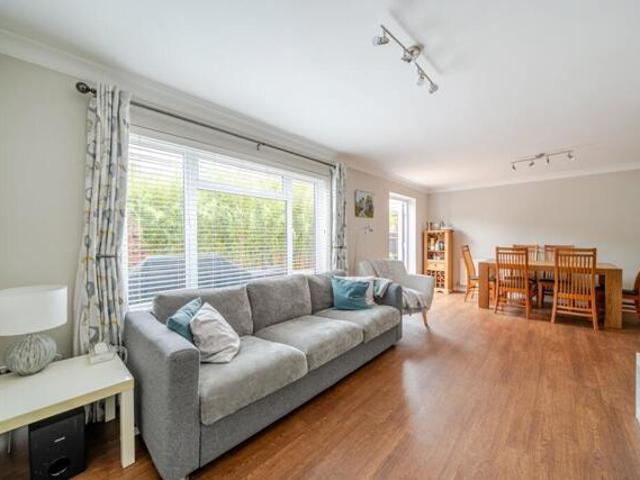 For Sale 3 Bedroom House West Byfleet Surrey DLS101231733