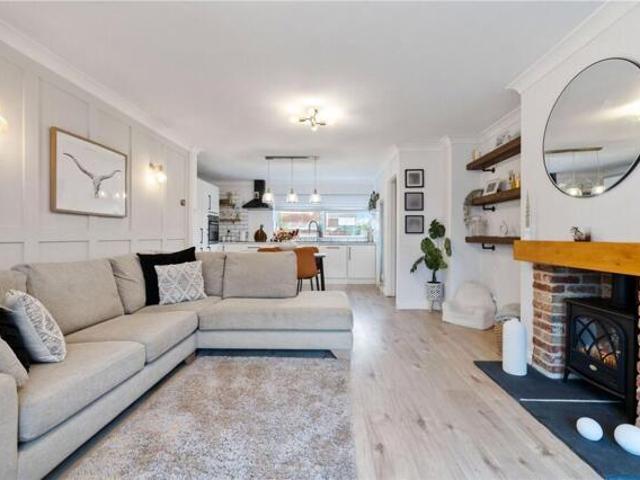 For Sale 3 Bedroom House West Sussex West Sussex DLS98477483