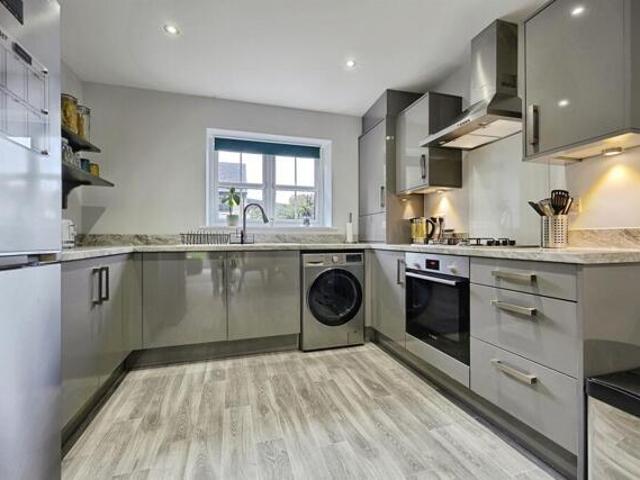 For Sale 3 Bedroom House Wheatley Hampshire DS98404361