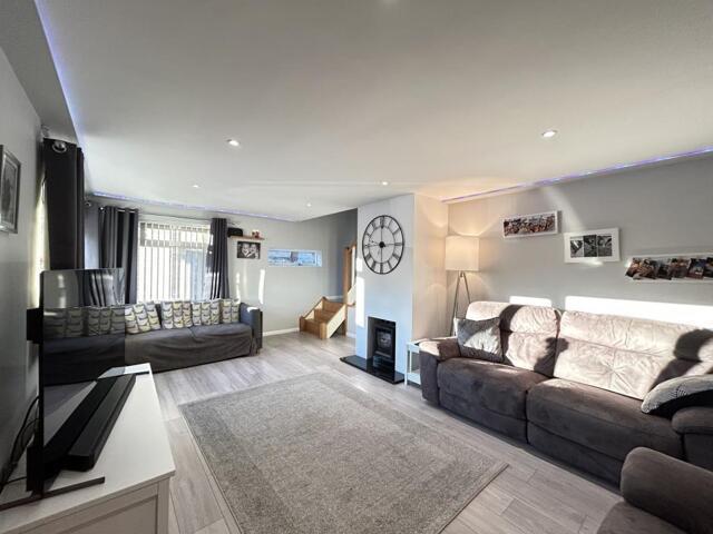 For Sale 3 Bedroom House Witchford Witchford DS99608209