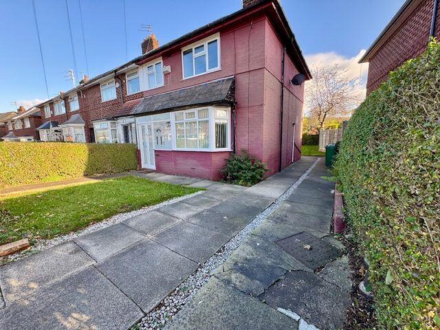 For Sale 3 Bedroom House Wythenshawe Greater Manchester DS99642084