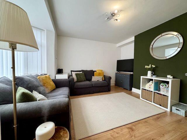 For Sale 3 Bedroom House Wythenshawe Greater Manchester DS99290559
