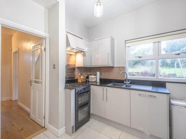 For Sale 3 Bedroom House Wye Kent DS99926095