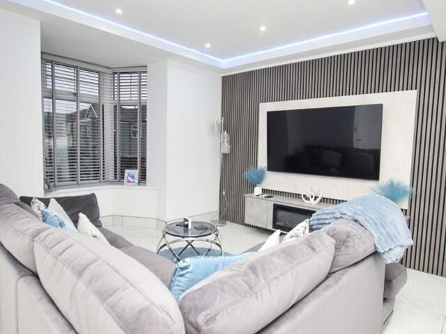 For Sale 3 Bedroom House Wye Kent DS100132166