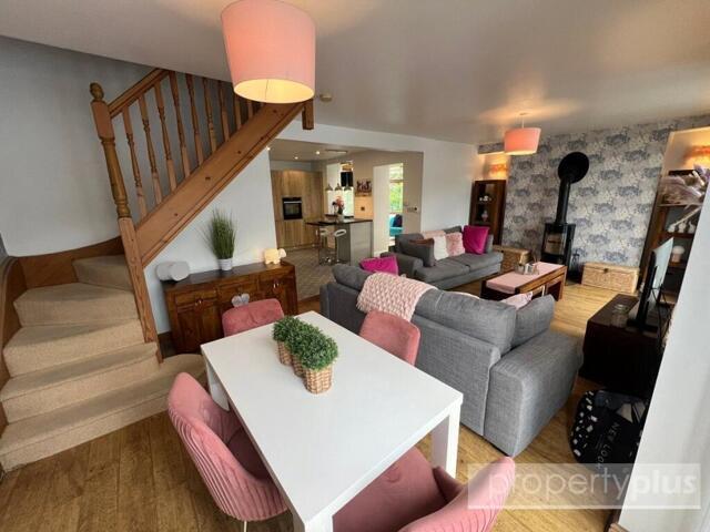 For Sale 3 Bedroom House Wye Rhondda Cynon Taff DLS100398628