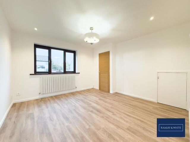 For Sale 3 Bedroom House Wye Rhondda Cynon Taff DS98297044