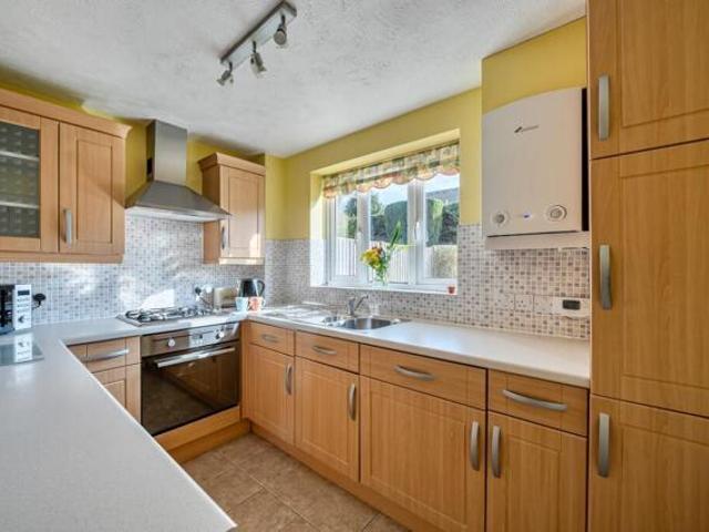 For Sale 3 Bedroom House Tadworth Surrey DLS100987855