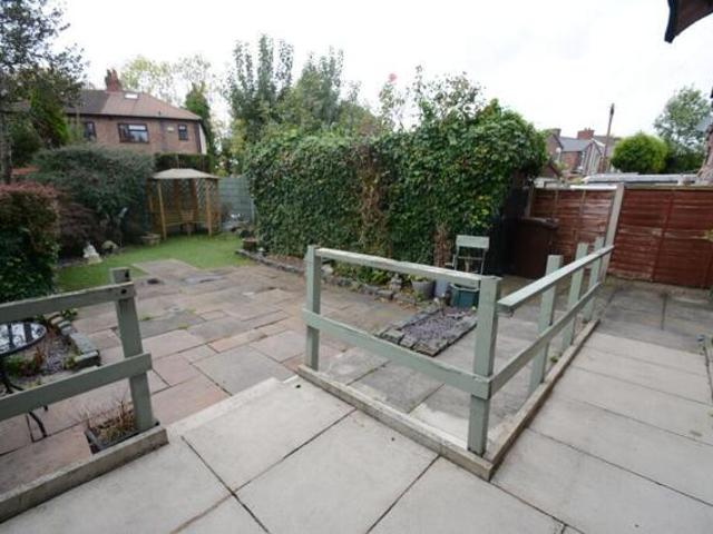 For Sale 3 Bedroom House Tameside Tameside DS100786917